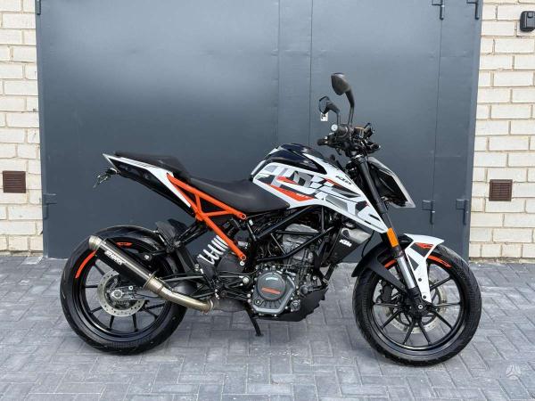 White KTM Duke 2019 in Vilkaviskis, with an engine capacity of 0.13 L and mileage of 28 thousand km for 2330 €, photo 5 on AUTOMOTO.COM.LV