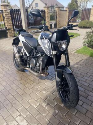 Balts KTM Duke 2019 Šauļi, ar dzinēja tilpumu 0.69 L un nobraukumu 8 tūkst. km par 3700 €, foto 1 vietnē AUTOMOTO.COM.LV