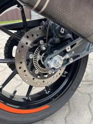 White KTM Duke 2020 in Prienai, with an engine capacity of 0.13 L and mileage of 22 thousand km for 2750 €, photo 14 on AUTOMOTO.COM.LV