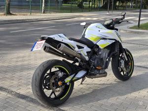 Balts KTM Duke 2023 Ukmergė, ar dzinēja tilpumu 0.79 L un nobraukumu 40 tūkst. km par 5100 €, foto 6 vietnē AUTOMOTO.COM.LV