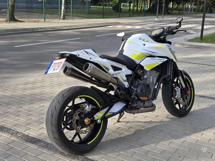 Balts KTM Duke 2023 Ukmergė, ar dzinēja tilpumu 0.79 L un nobraukumu 40 tūkst. km par 5100 €, foto 6 vietnē AUTOMOTO.COM.LV