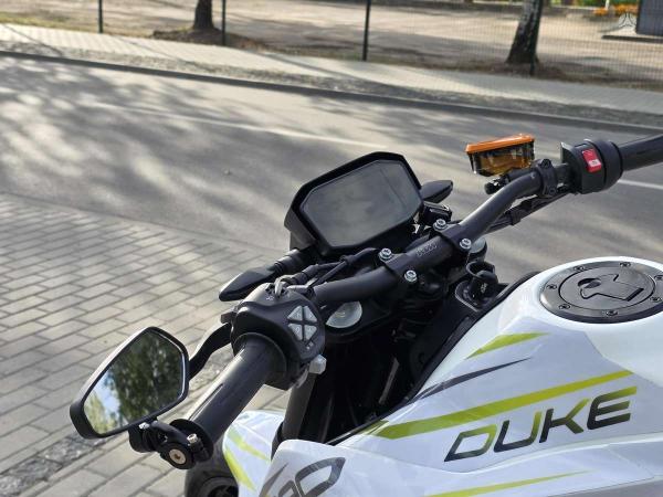 Balts KTM Duke 2023 Ukmergė, ar dzinēja tilpumu 0.79 L un nobraukumu 40 tūkst. km par 5100 €, foto 8 vietnē AUTOMOTO.COM.LV