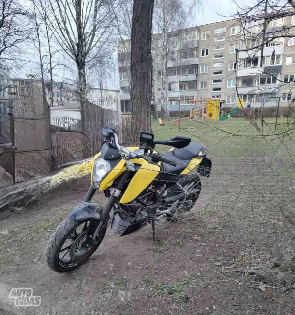 Dzeltens KTM Duke 2012 Kauņa, ar dzinēja tilpumu 0.13 L un nobraukumu 0 tūkst. km par 1600 €, foto 4 vietnē AUTOMOTO.COM.LV