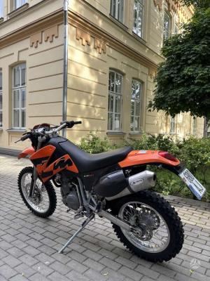 KTM Enduro 2005 in Kaunas, with an engine capacity of 0.64 L and mileage of 43 thousand km for 3200 €, photo 4 on AUTOMOTO.COM.LV