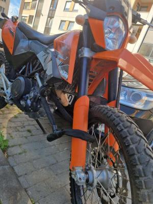 KTM Enduro 2008 in Vilnius, with an engine capacity of 0.65 L and mileage of 32 thousand km for 3600 €, photo 9 on AUTOMOTO.COM.LV