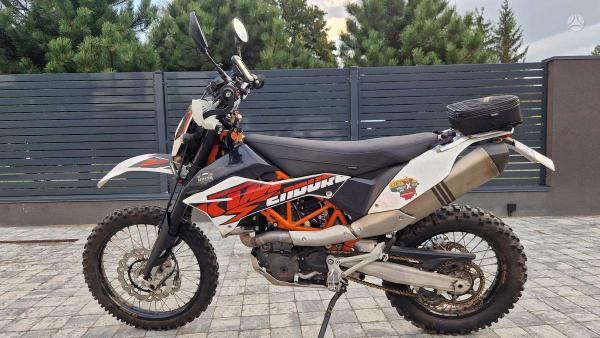 KTM Enduro 2015 Kauņa, ar dzinēja tilpumu 0.69 L un nobraukumu 25 tūkst. km par 5999 €, foto 1 vietnē AUTOMOTO.COM.LV