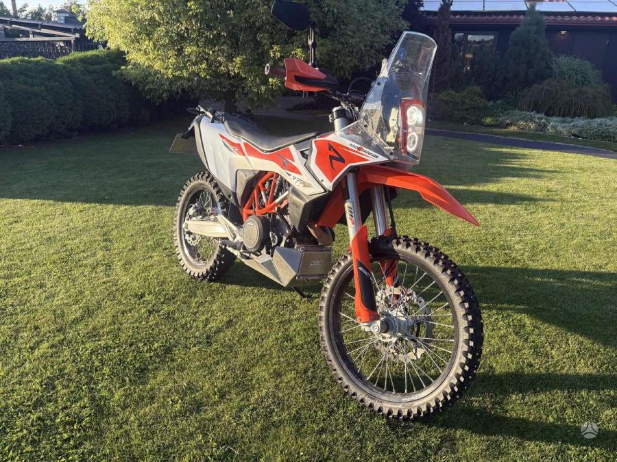 KTM Enduro 2020 in Siauliai, with an engine capacity of 0.69 L and mileage of 8 thousand km for 8600 €, photo 1 on AUTOMOTO.COM.LV