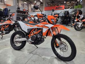 КТМ Enduro 2026 в Вильнюс, объемом двигателя 0.69 л и пробегом 0 тыс. км за 12340 €, фото  на AUTOMOTO.COM.LV
