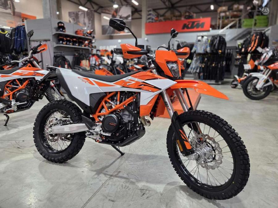 КТМ Enduro 2026 в Вильнюс, объемом двигателя 0.69 л и пробегом 0 тыс. км за 12340 €, фото 1 на AUTOMOTO.COM.LV