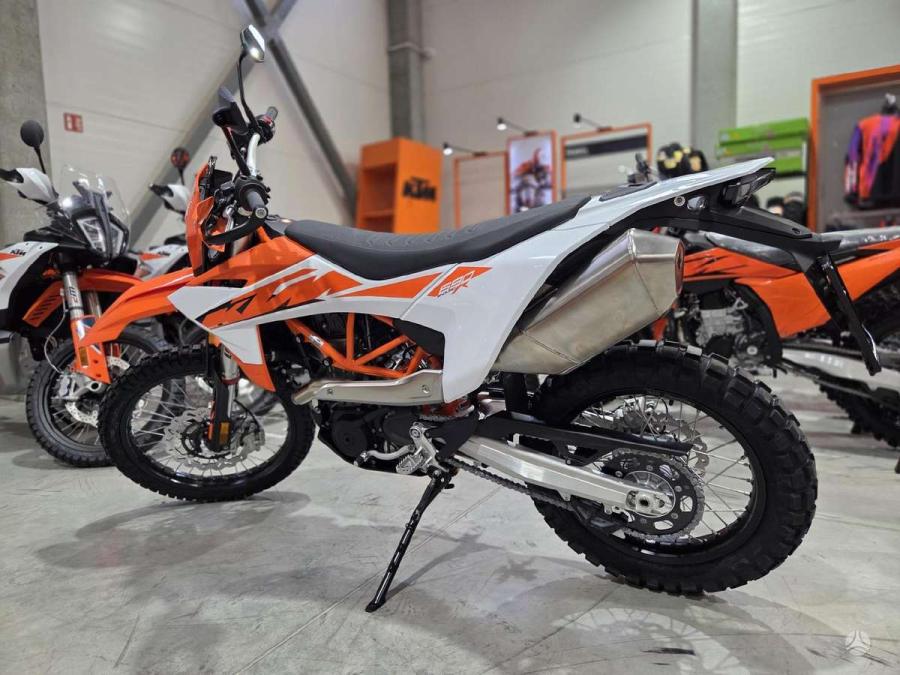 КТМ Enduro 2026 в Вильнюс, объемом двигателя 0.69 л и пробегом 0 тыс. км за 12340 €, фото 5 на AUTOMOTO.COM.LV