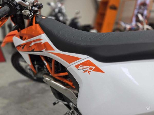 KTM Enduro 2026 Viļņa, ar dzinēja tilpumu 0.69 L un nobraukumu 0 tūkst. km par 12340 €, foto 9 vietnē AUTOMOTO.COM.LV