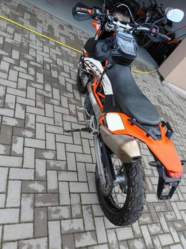 Oranžs KTM Enduro 2010 Tauragė, ar dzinēja tilpumu 0.69 L un nobraukumu 4 tūkst. km par 4200 €, foto 6 vietnē AUTOMOTO.COM.LV