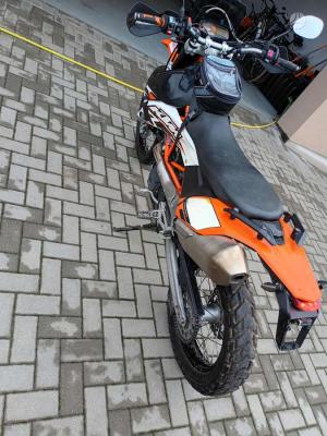Orange KTM Enduro 2010 in Taurage, with an engine capacity of 0.69 L and mileage of 4 thousand km for 4200 €, photo 6 on AUTOMOTO.COM.LV
