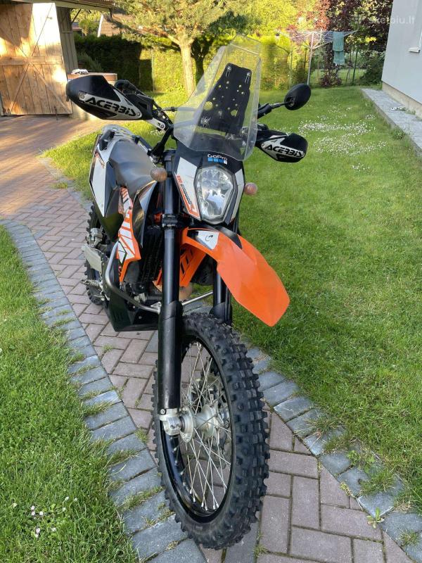 Orange KTM Enduro 2012 in Palanga, with an engine capacity of 0.69 L and mileage of 28 thousand km for 5000 €, photo 3 on AUTOMOTO.COM.LV