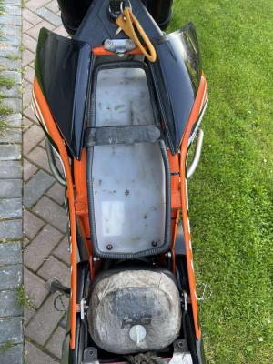 Orange KTM Enduro 2012 in Palanga, with an engine capacity of 0.69 L and mileage of 28 thousand km for 5000 €, photo 13 on AUTOMOTO.COM.LV