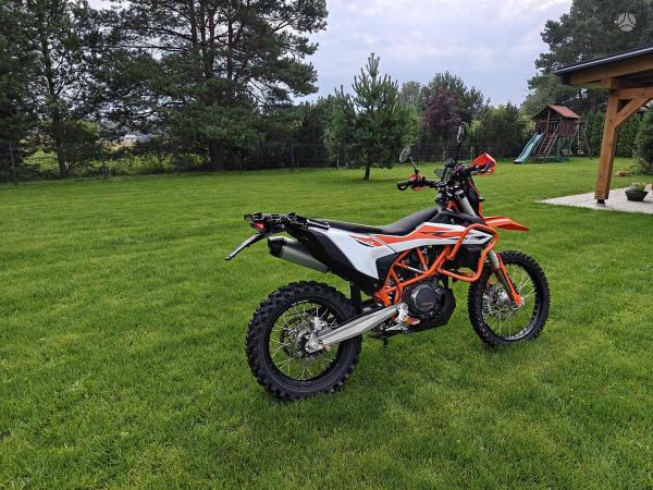 Orange KTM Enduro 2020 in Druskininkai, with an engine capacity of 0.69 L and mileage of 13 thousand km for 8000 €, photo 4 on AUTOMOTO.COM.LV