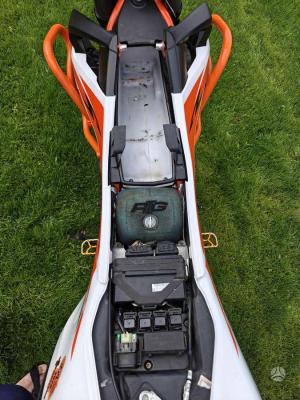 Orange KTM Enduro 2020 in Druskininkai, with an engine capacity of 0.69 L and mileage of 13 thousand km for 8000 €, photo 17 on AUTOMOTO.COM.LV