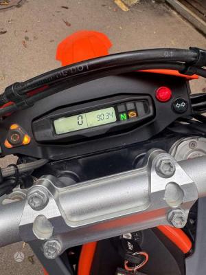 Orange KTM Enduro 2024 in Vilnius, with an engine capacity of 0.69 L and mileage of 9 thousand km for 10113 €, photo  on AUTOMOTO.COM.LV