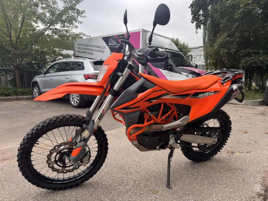 Оранжевый КТМ Enduro 2024 в Вильнюс, объемом двигателя 0.69 л и пробегом 9 тыс. км за 10113 €, фото 6 на AUTOMOTO.COM.LV