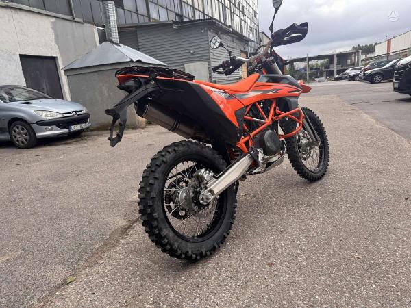 Orange KTM Enduro 2024 in Vilnius, with an engine capacity of 0.69 L and mileage of 9 thousand km for 10113 €, photo 10 on AUTOMOTO.COM.LV