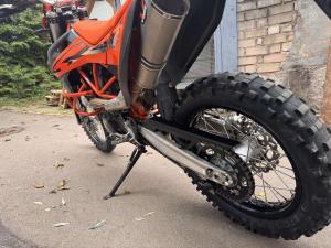 Оранжевый КТМ Enduro 2024 в Вильнюс, объемом двигателя 0.69 л и пробегом 9 тыс. км за 10113 €, фото 14 на AUTOMOTO.COM.LV