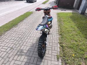KTM EXC 300 2023 Liepāja, ar dzinēja tilpumu 0.30 L un nobraukumu 0 tūkst. km par 6000 €, foto 6 vietnē AUTOMOTO.COM.LV