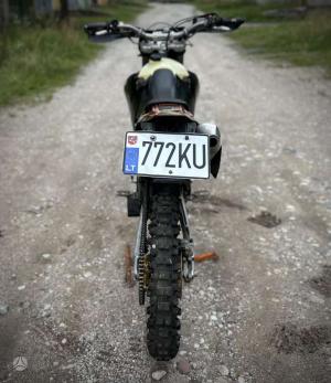 Melns KTM EXC 2000 Anykščiai, ar dzinēja tilpumu 0.52 L un nobraukumu 8 tūkst. km par 2250 €, foto 7 vietnē AUTOMOTO.COM.LV