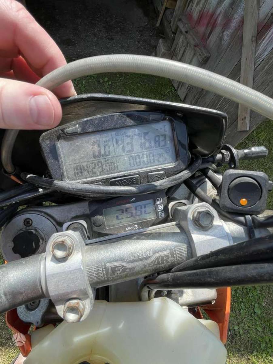 KTM EXC 2001 in Moletai, with an engine capacity of 0.52 L and mileage of 4 thousand km for 1800 €, photo 13 on AUTOMOTO.COM.LV