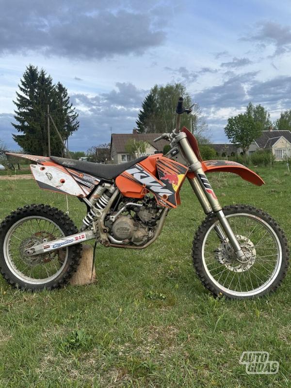 KTM EXC 2004 in Sirvintos, with an engine capacity of 0.45 L and mileage of 0 thousand km for 450 €, photo 4 on AUTOMOTO.COM.LV