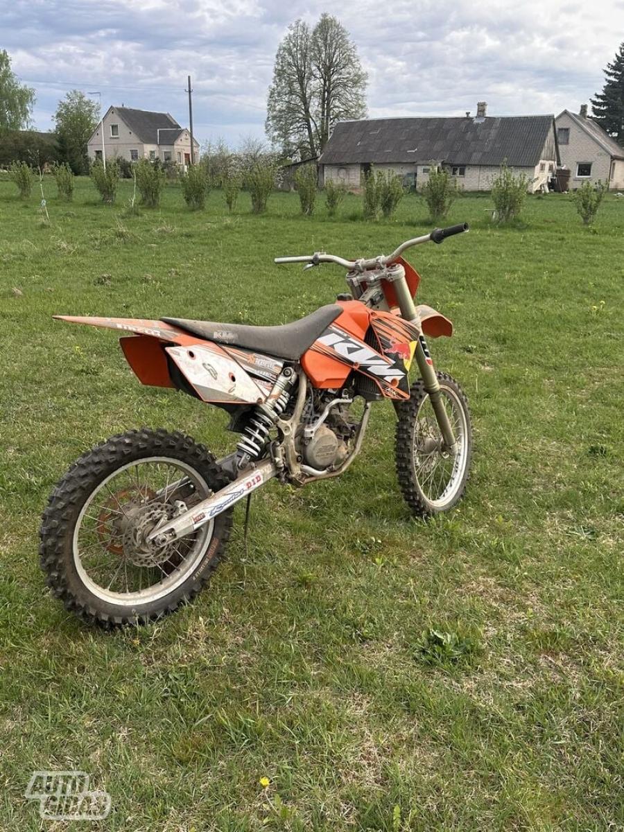 KTM EXC 2004 in Sirvintos, with an engine capacity of 0.45 L and mileage of 0 thousand km for 450 €, photo 6 on AUTOMOTO.COM.LV