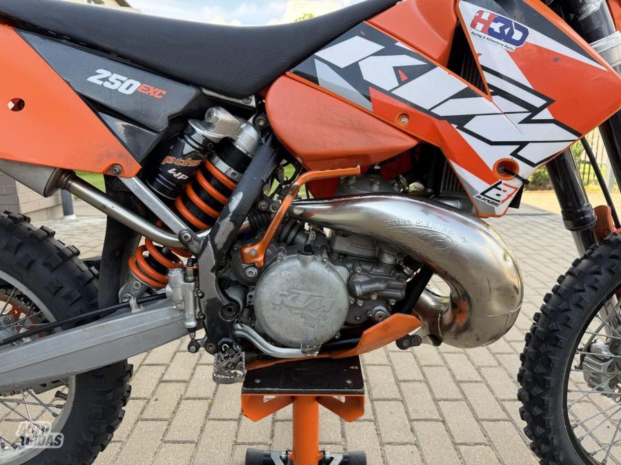 KTM EXC 2006 Viļņa, ar dzinēja tilpumu 0.25 L un nobraukumu 9 tūkst. km par 2850 €, foto 9 vietnē AUTOMOTO.COM.LV