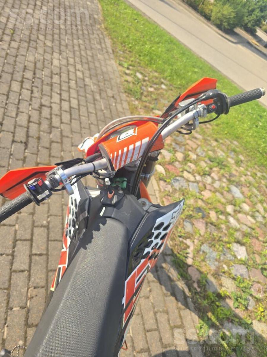 KTM EXC 2007 Ogre, ar dzinēja tilpumu 0.25 L un nobraukumu 0 tūkst. km par 2900 €, foto 6 vietnē AUTOMOTO.COM.LV