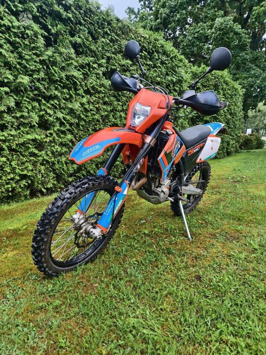 KTM EXC 2007 Kauņa, ar dzinēja tilpumu 0.25 L un nobraukumu 13 tūkst. km par 2800 €, foto 5 vietnē AUTOMOTO.COM.LV