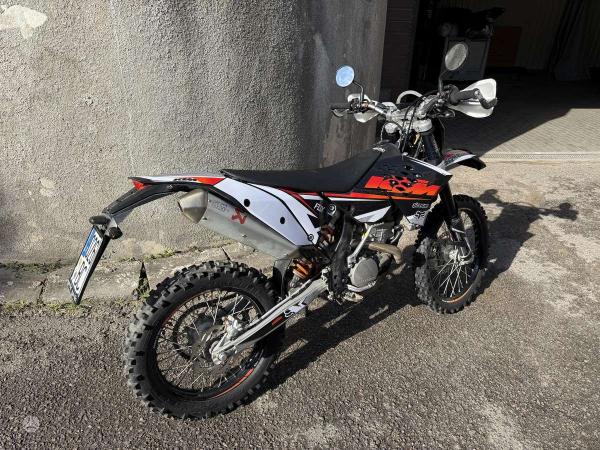KTM EXC 2009 Viļņa, ar dzinēja tilpumu 0.25 L un nobraukumu 14 tūkst. km par 4000 €, foto 5 vietnē AUTOMOTO.COM.LV