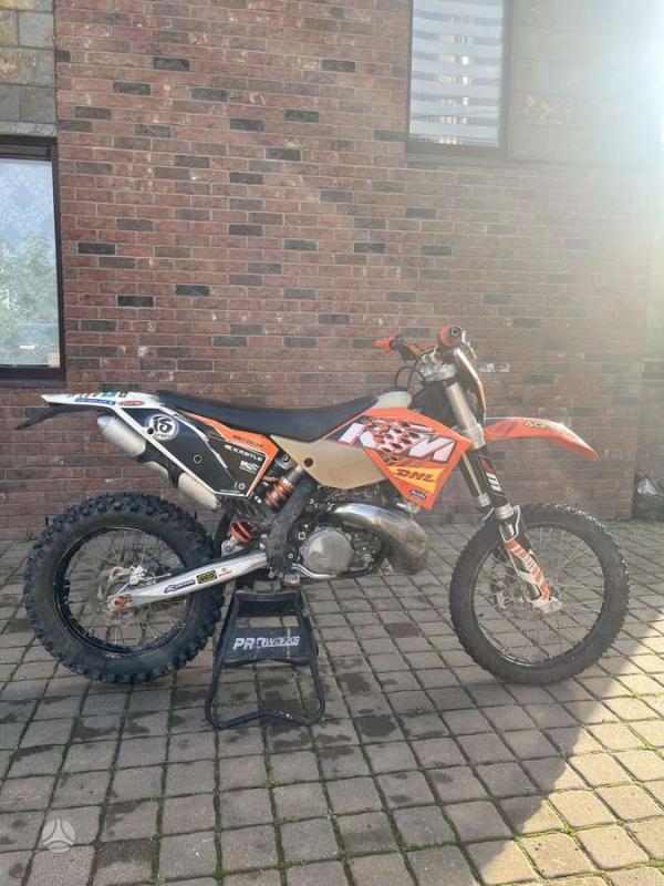 KTM EXC 2010 Kauņa, ar dzinēja tilpumu 0.25 L un nobraukumu 0 tūkst. km par 2650 €, foto 3 vietnē AUTOMOTO.COM.LV