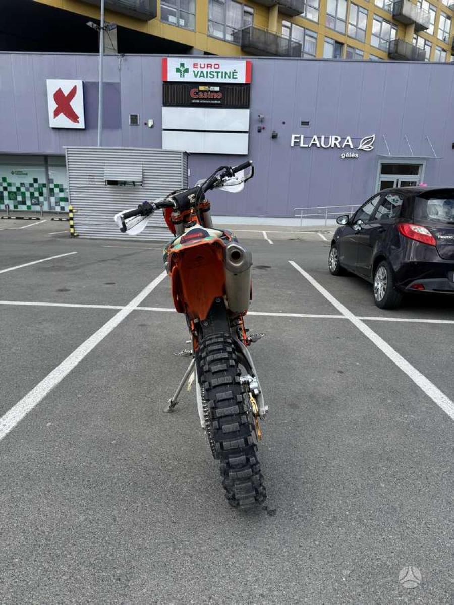 KTM EXC 2014 Viļņa, ar dzinēja tilpumu 0.35 L un nobraukumu 5 tūkst. km par 4500 €, foto 5 vietnē AUTOMOTO.COM.LV