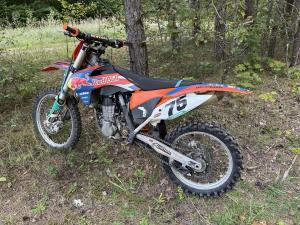 KTM EXC 2015 in Vilnius, with an engine capacity of 0.45 L and mileage of 0 thousand km for 3300 €, photo 1 on AUTOMOTO.COM.LV