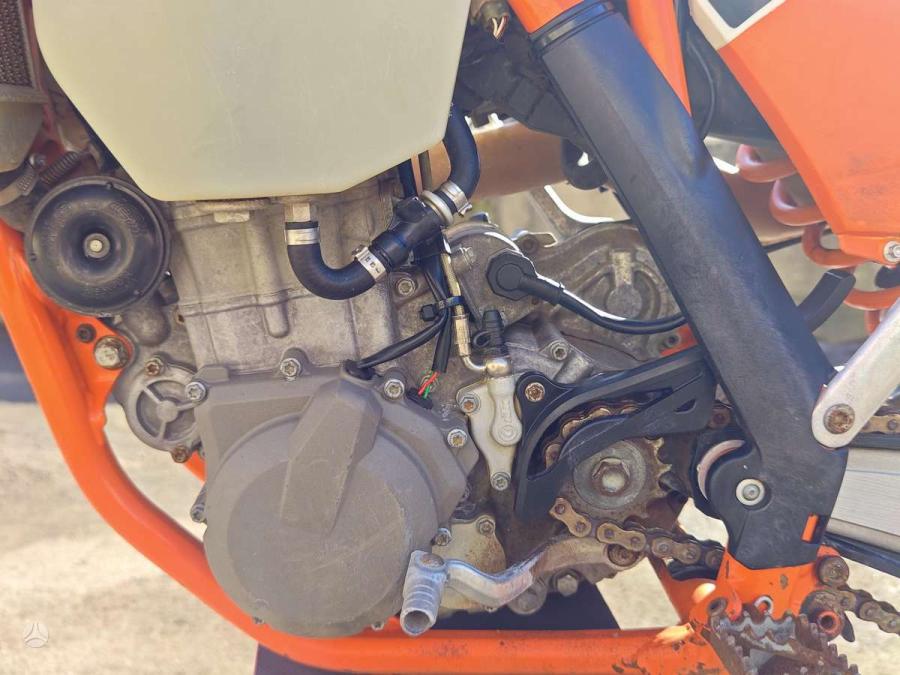 KTM EXC 2016 in Vilnius, with an engine capacity of 0.45 L and mileage of 6 thousand km for 5250 €, photo 4 on AUTOMOTO.COM.LV