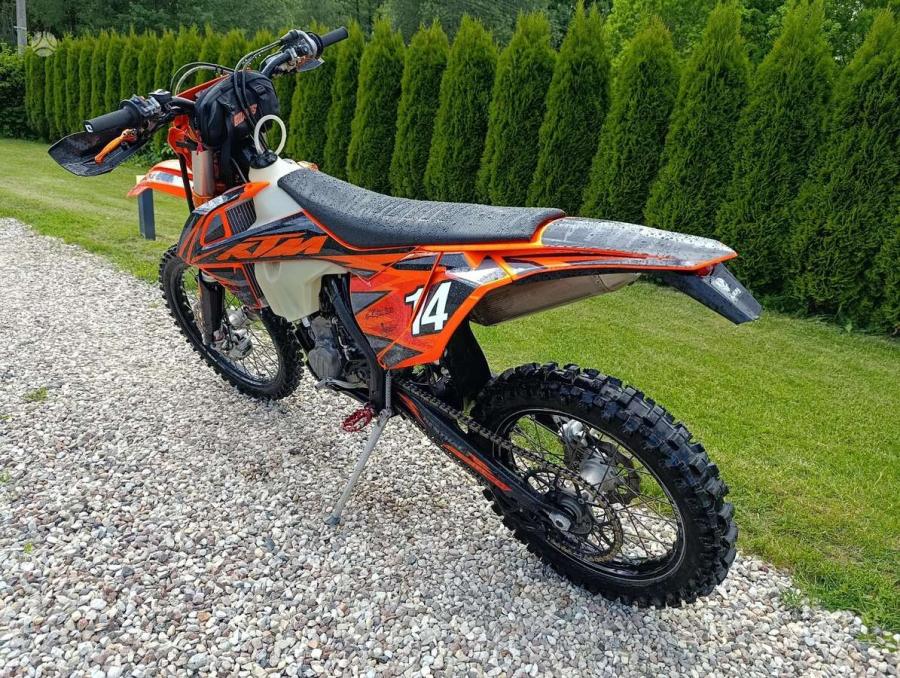 KTM EXC 2018 in Prienai, with an engine capacity of 0.45 L and mileage of 19 thousand km for 4000 €, photo 6 on AUTOMOTO.COM.LV