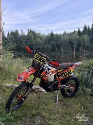 KTM EXC 2018 Viļņa, ar dzinēja tilpumu 4.50 L un nobraukumu 4 tūkst. km par 7150 €, foto  vietnē AUTOMOTO.COM.LV