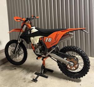 KTM EXC 2018 Viļņa, ar dzinēja tilpumu 0.25 L un nobraukumu 3 tūkst. km par 5350 €, foto 4 vietnē AUTOMOTO.COM.LV