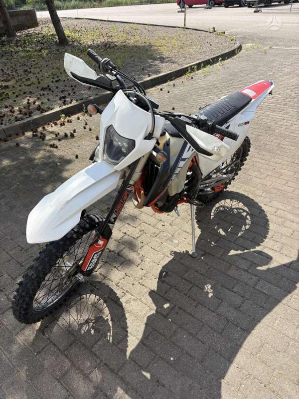 KTM EXC 2019 Marijampole, ar dzinēja tilpumu 0.25 L un nobraukumu 0 tūkst. km par 3500 €, foto 3 vietnē AUTOMOTO.COM.LV
