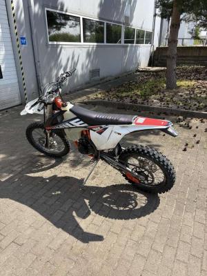 KTM EXC 2019 in Marijampole, with an engine capacity of 0.25 L and mileage of 0 thousand km for 3500 €, photo 7 on AUTOMOTO.COM.LV