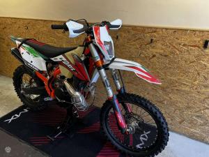 KTM EXC 2020 Panevēža, ar dzinēja tilpumu 0.30 L un nobraukumu 3 tūkst. km par 8299 €, foto 4 vietnē AUTOMOTO.COM.LV