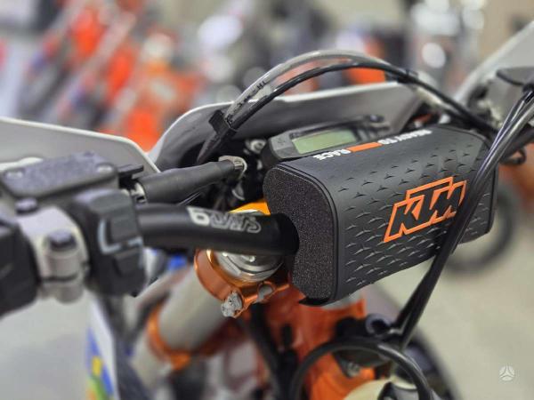 KTM EXC 2025 Viļņa, ar dzinēja tilpumu 0.30 L un nobraukumu 0 tūkst. km par 12340 €, foto 9 vietnē AUTOMOTO.COM.LV