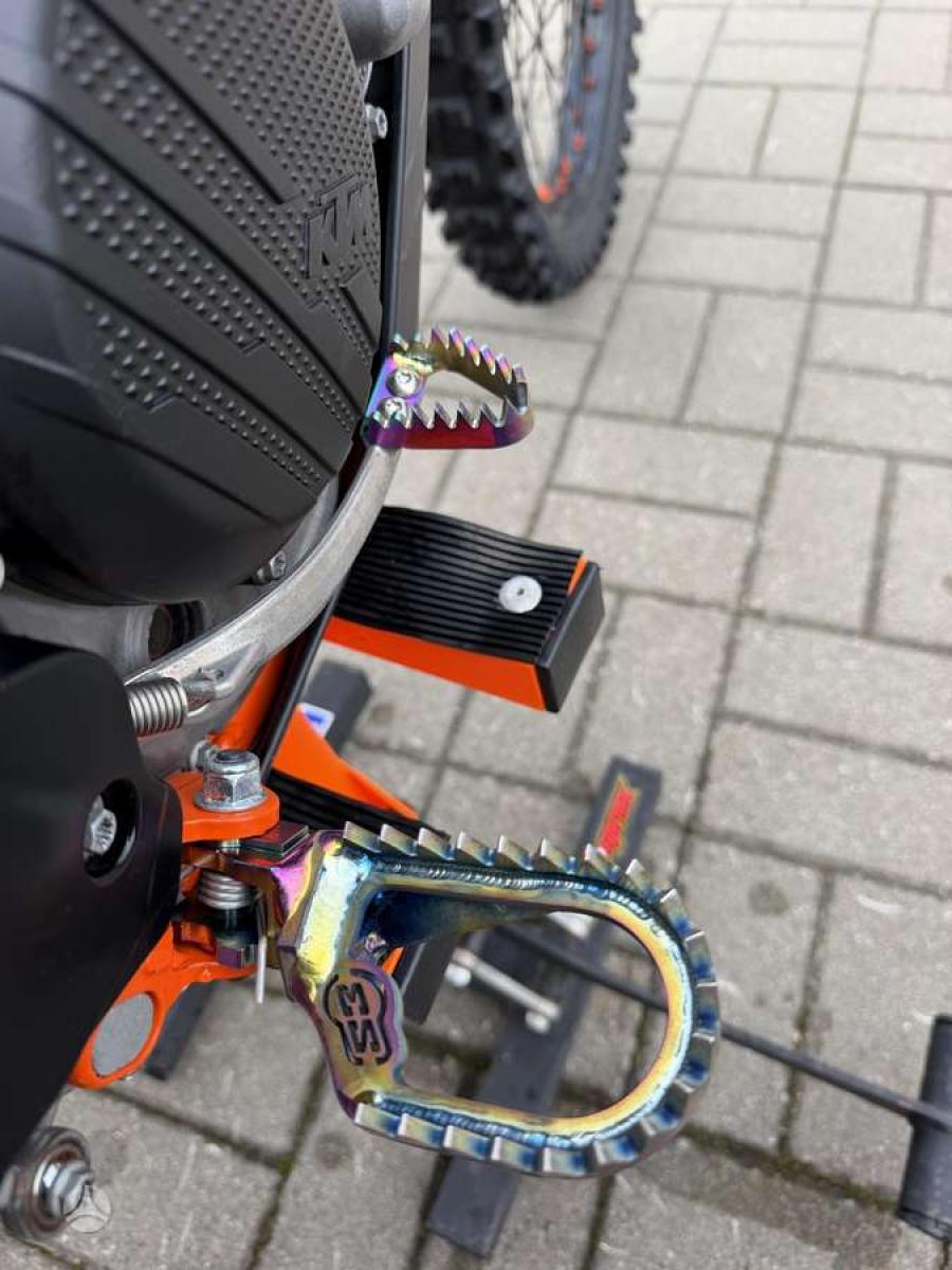 KTM EXC 2025 in Kaunas, with an engine capacity of 0.35 L and mileage of 0 thousand km for 8600 €, photo 6 on AUTOMOTO.COM.LV