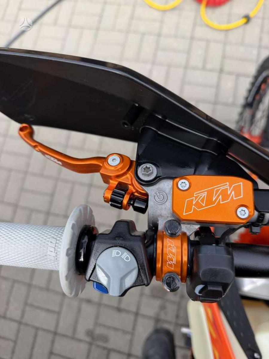 KTM EXC 2025 in Kaunas, with an engine capacity of 0.35 L and mileage of 0 thousand km for 8600 €, photo 12 on AUTOMOTO.COM.LV