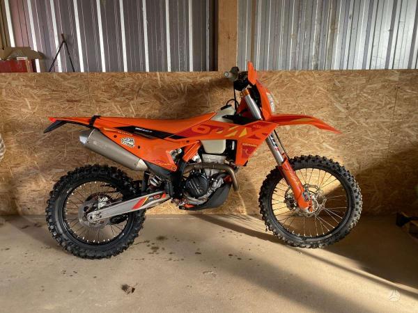 KTM EXC 2025 in Ukmerge, with an engine capacity of 0.35 L and mileage of 1 thousand km for 8800 €, photo 1 on AUTOMOTO.COM.LV
