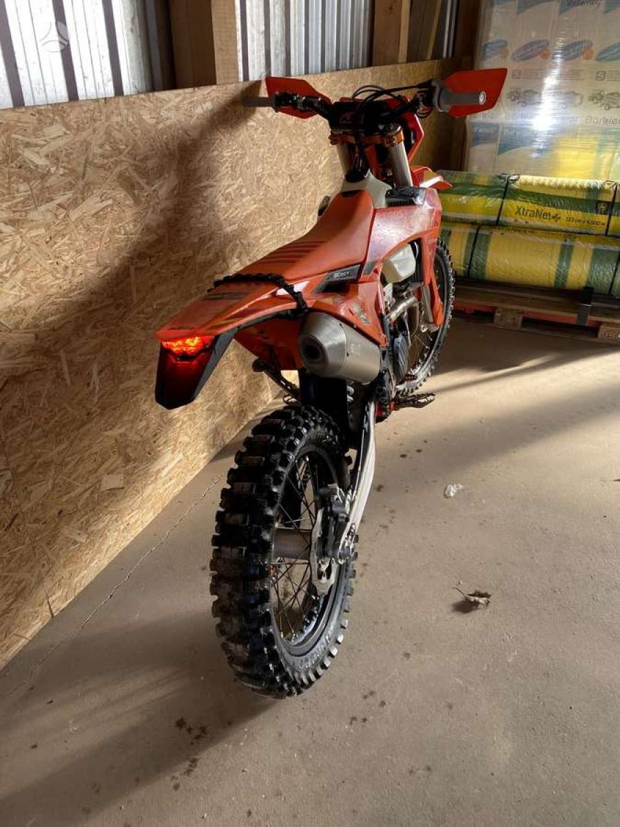 KTM EXC 2025 in Ukmerge, with an engine capacity of 0.35 L and mileage of 1 thousand km for 8800 €, photo 5 on AUTOMOTO.COM.LV