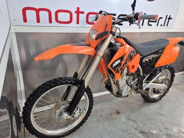 Orange KTM EXC 2004 in Kaunas, with an engine capacity of 0.45 L and mileage of 1000 thousand km for 2400 €, photo 1 on AUTOMOTO.COM.LV